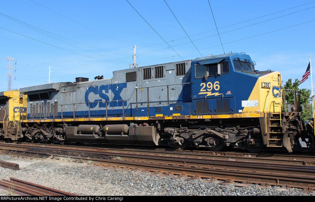 CSXT 296 on Q373-26